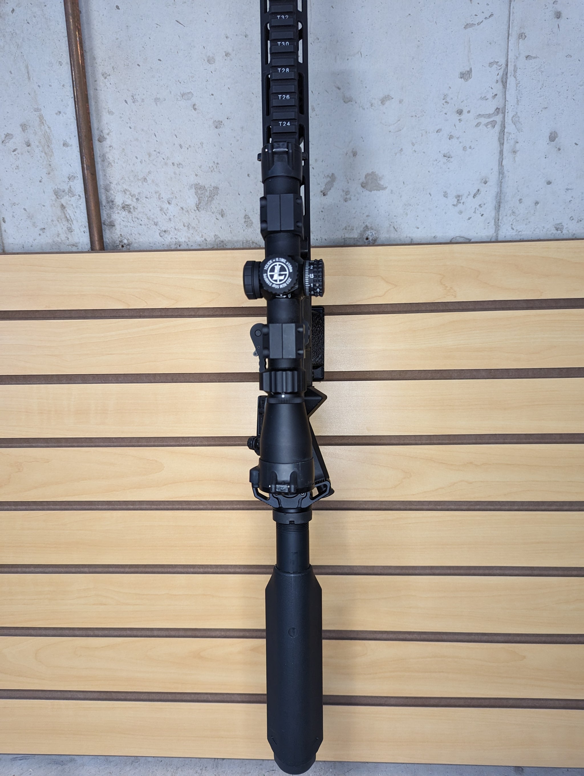AR 15 Inline Vertical Magwell Mount - Slatwall | Rifle Holder Storage ...