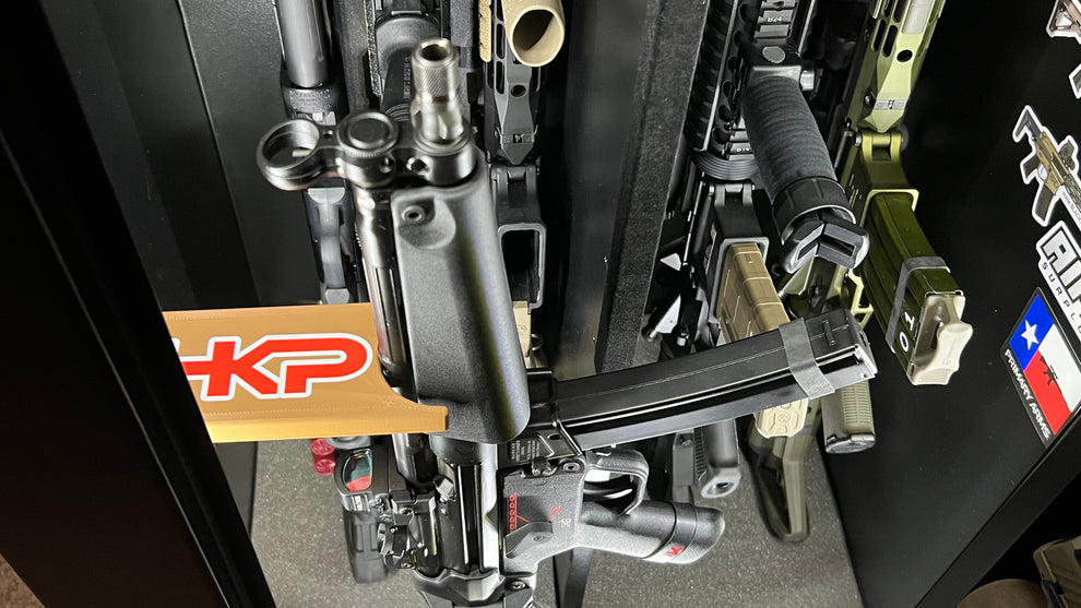 Universal Inline Vertical Rest - Magnetic | Rifle Holder Storage Rack ...