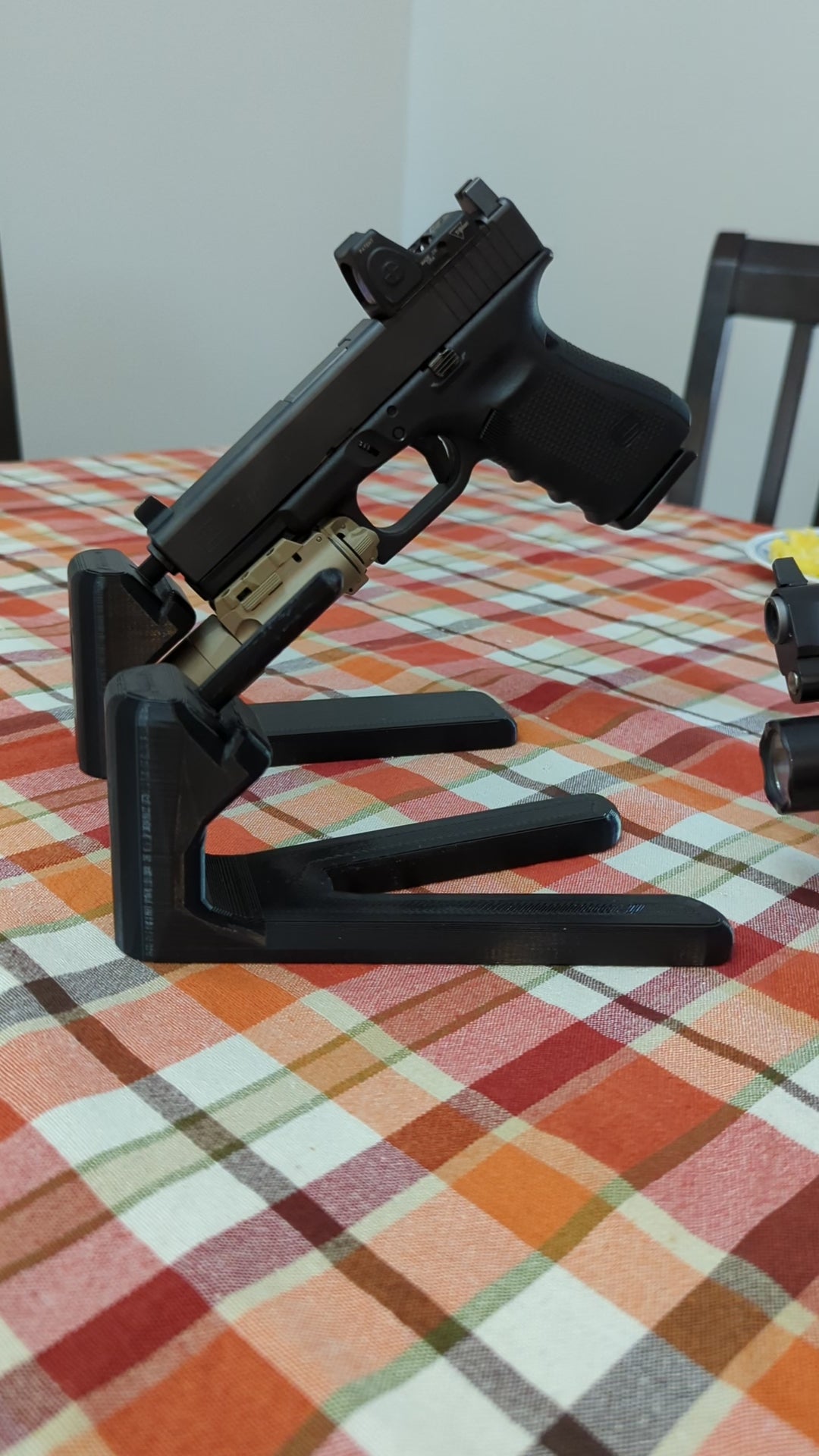 Pistol and Silencer Stand / Tabletop Mount | Handgun Holder Storage Ra ...