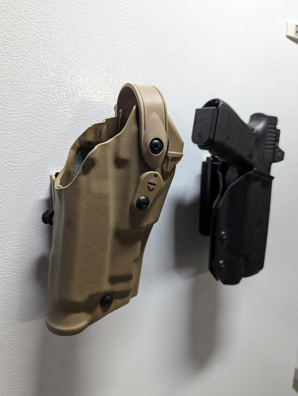 Slip-On Mount for Safariland QLS - Magnetic | Handgun Holder Storage R ...